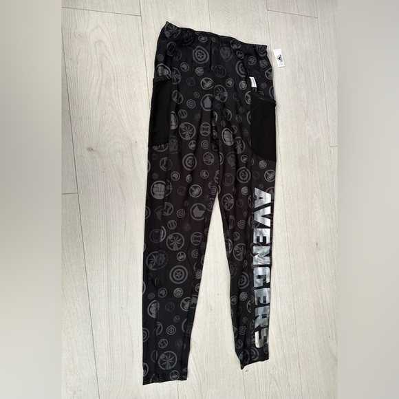 Marvel | Pants & Jumpsuits | New Disney Marvel Avengers Leggings | Poshmark